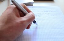 How to Reply a Query Letter for Being Absent From Work Without Permission